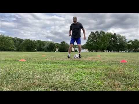 How To Do The Scissors Soccer Move - YouTube