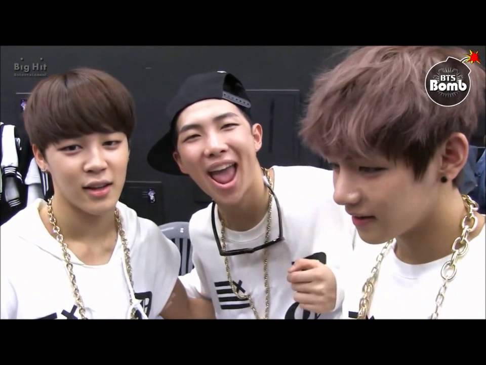 방탄소년단 방PD님 따라하기 BTS Imitating Their Producer - YouTube