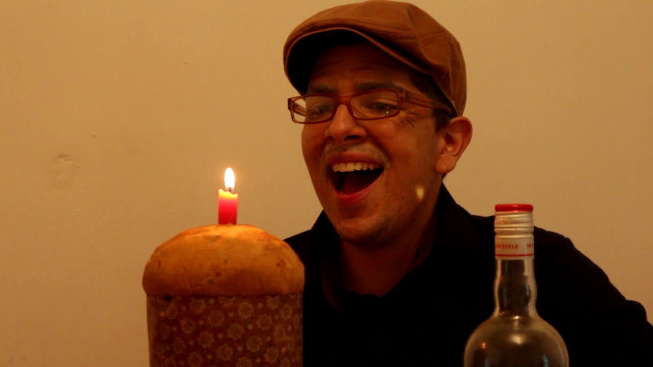 EL REGALO, CORTOMETRAJE - YouTube