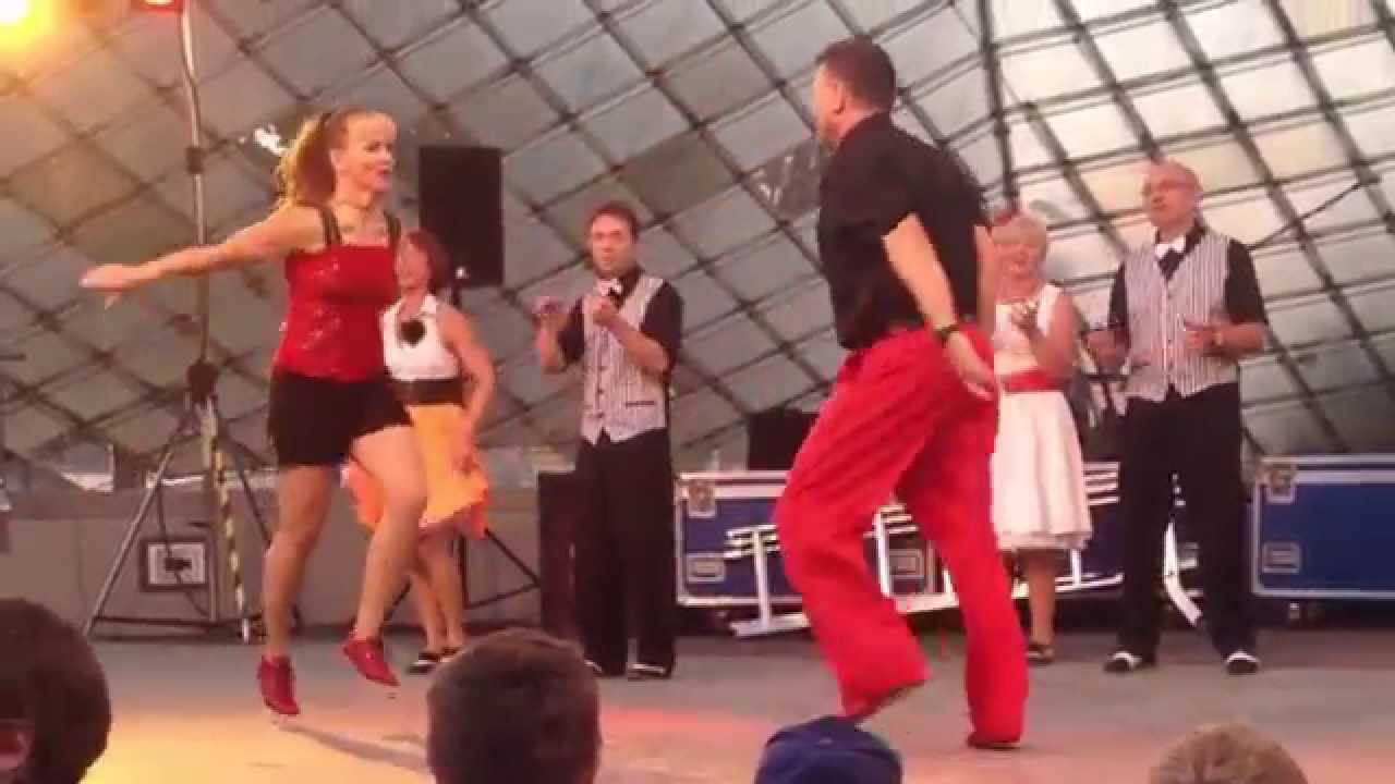 Boogie-Woogie Show "Seven up" beim Hausherrenfest 2013 - YouTube