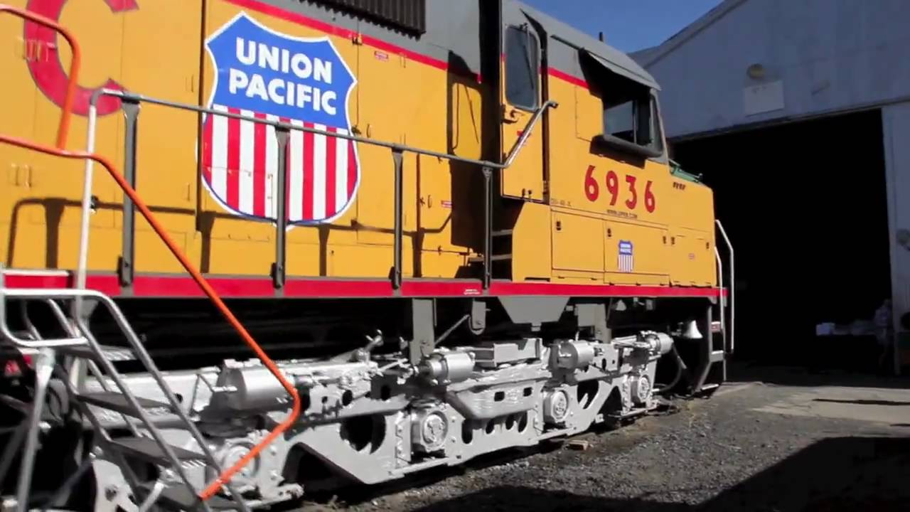 UP 6936 DDA40X (Running) Walk around at the Portola museum Sep 2009 ...