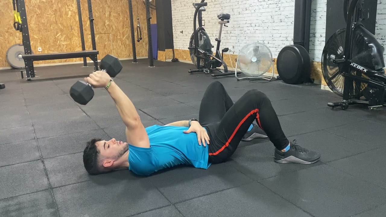 Press francés unilateral con mancuerna - YouTube