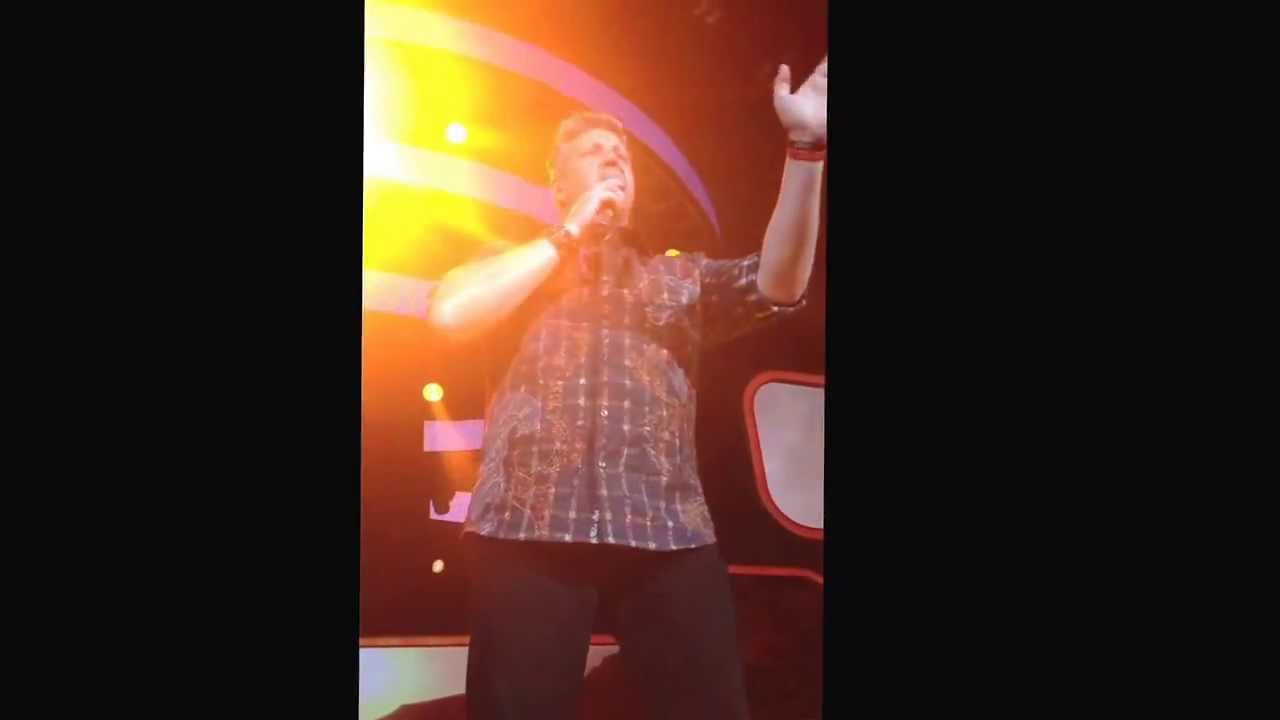 Praying For Daylight Part 2 LIVE by Rascal Flatts - YouTube