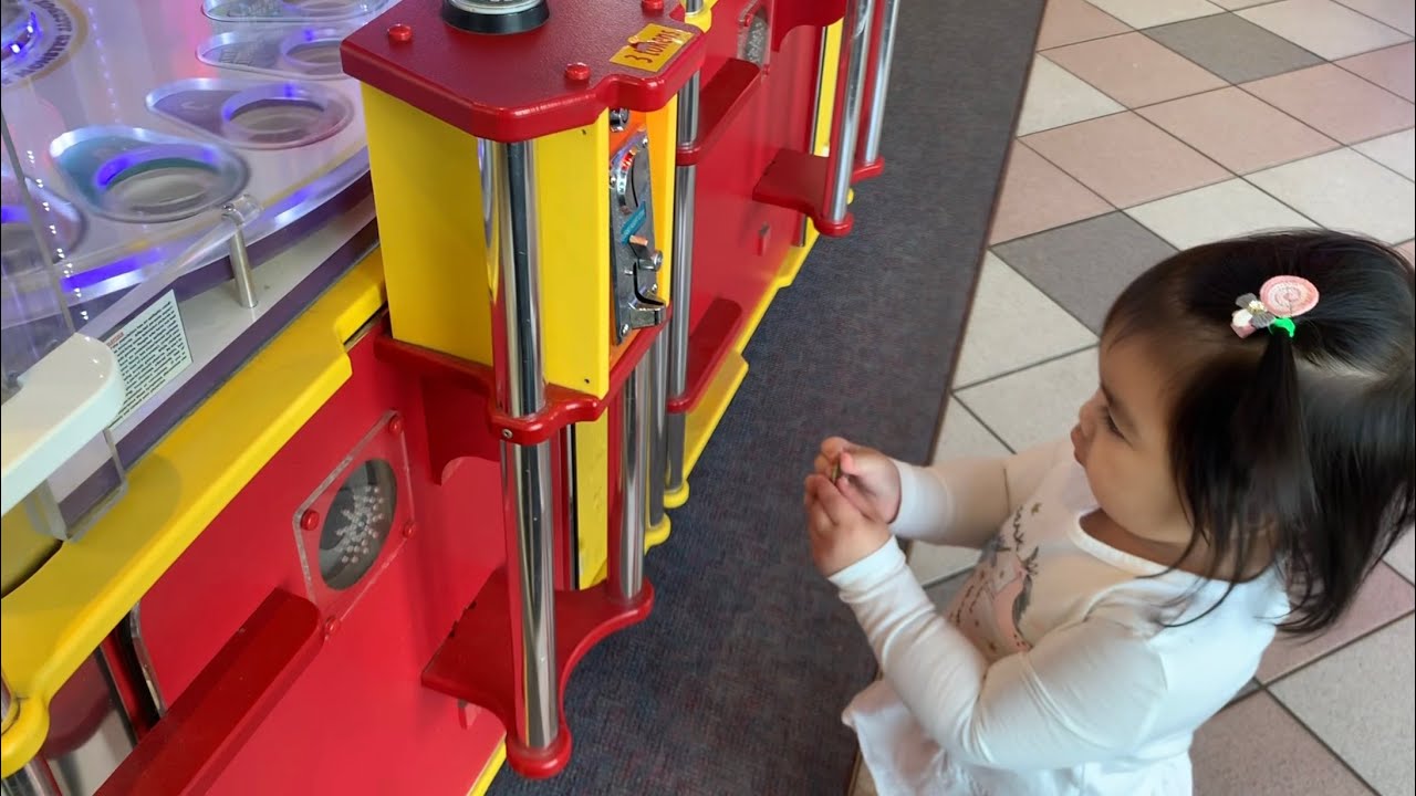 Ruckers Amusement Centre Saskatoon - YouTube