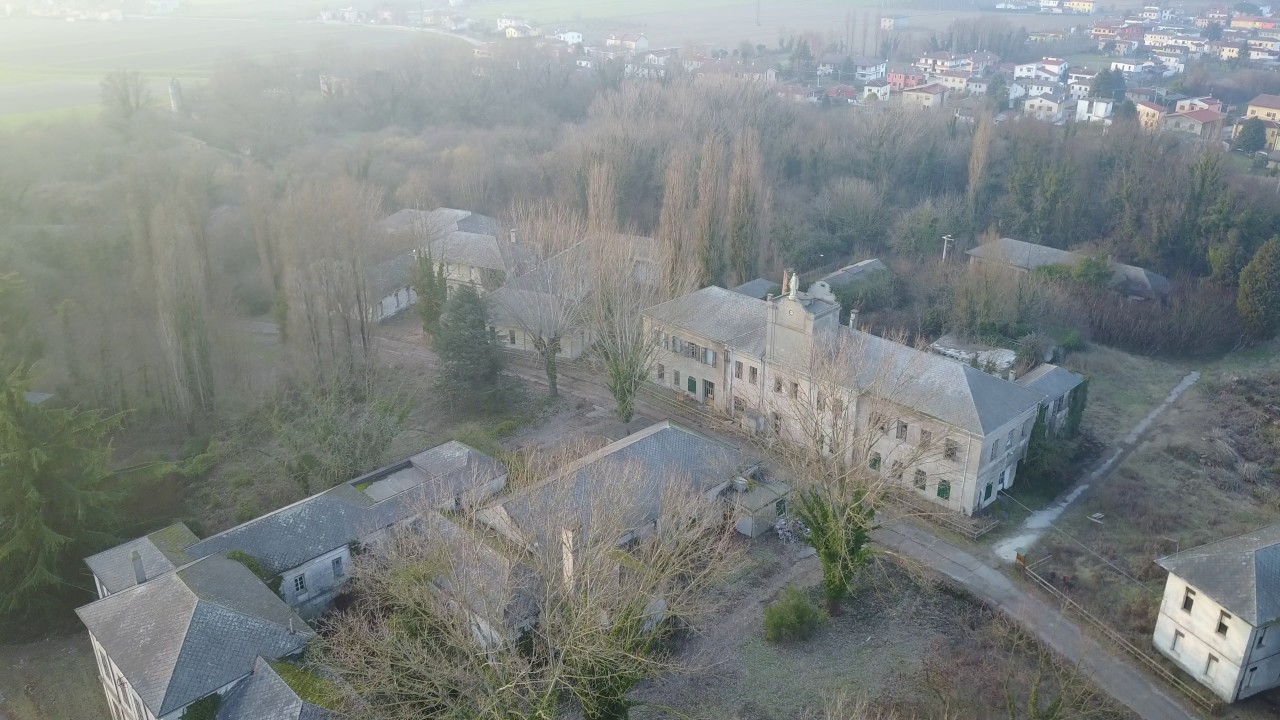 Veduta aerea del manicomio Di Granzette Rovigo parte 2 - YouTube