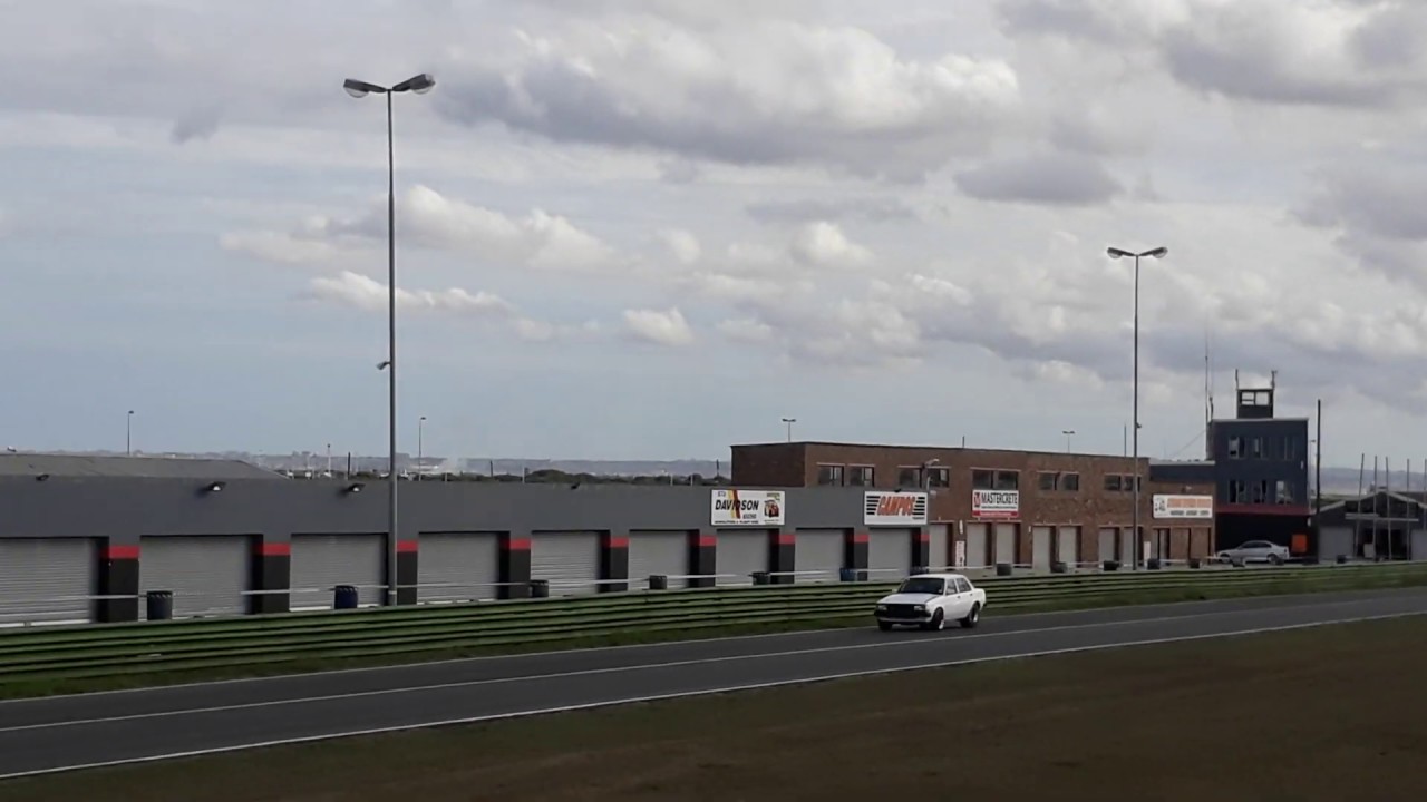 Herman Mostert 2JZ Ke70 Corolla 10.2 sec run TOP END VIEW - YouTube