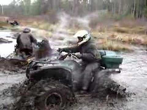 Outlander 800 Maine mudding - YouTube