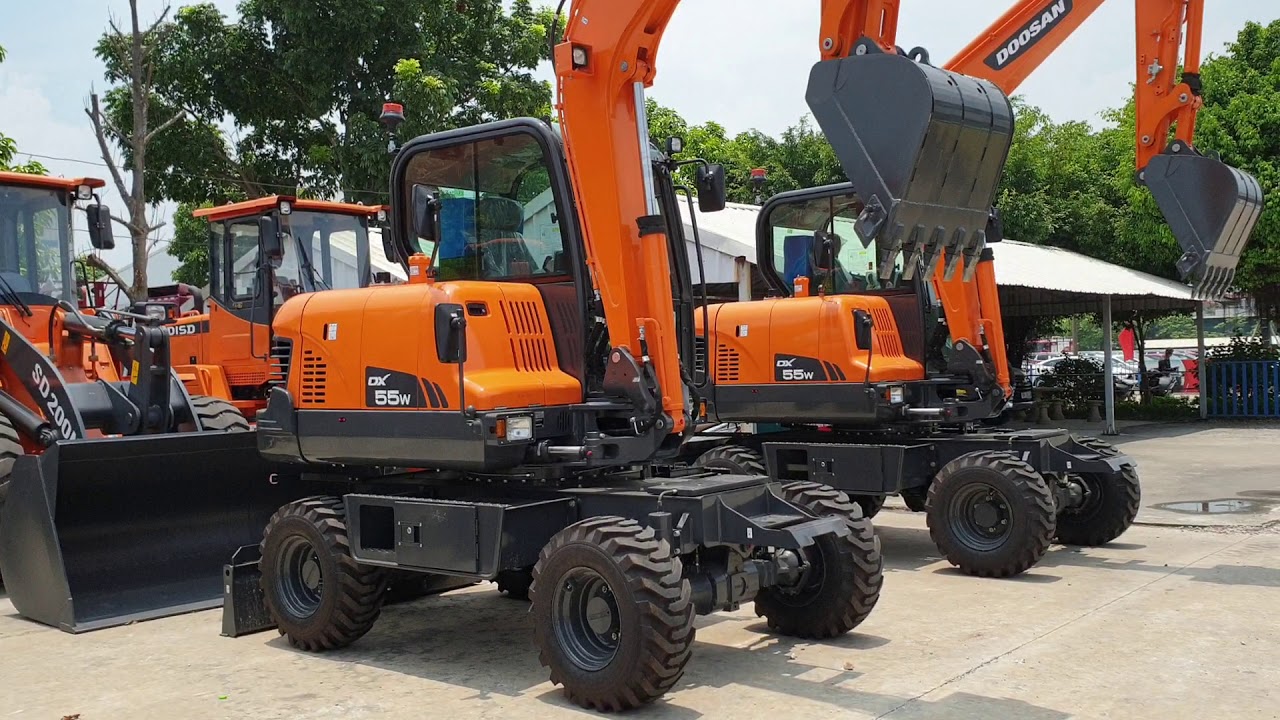Máy xúc Doosan DX55W mới 100% sx 2020, LH: 0918 526 526 - YouTube