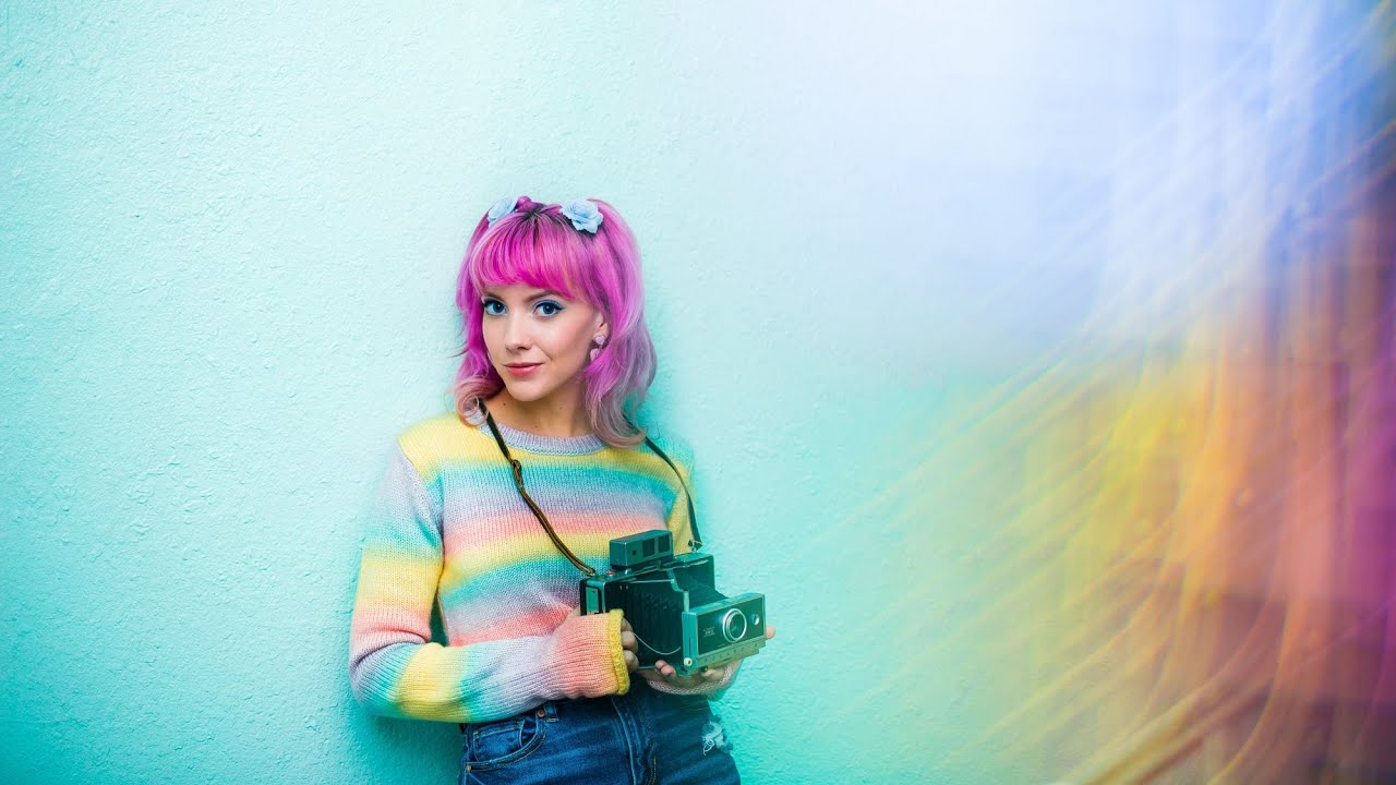 Singer Meredith Bull's New Song Is About 'Wake Up And Choose Violence ...