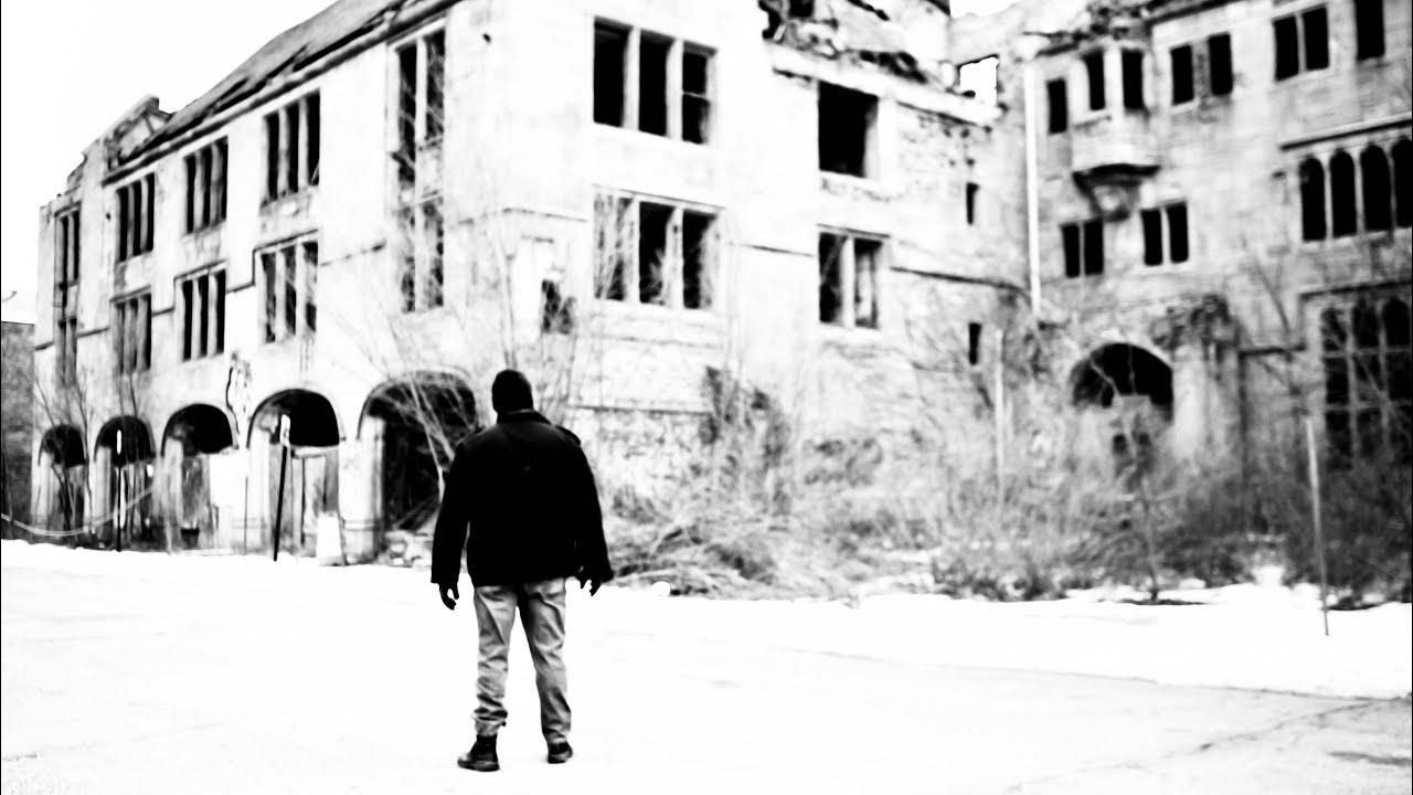 THE LAST GOODBYE (walk around) Entirely Deserted Block of 5th ...