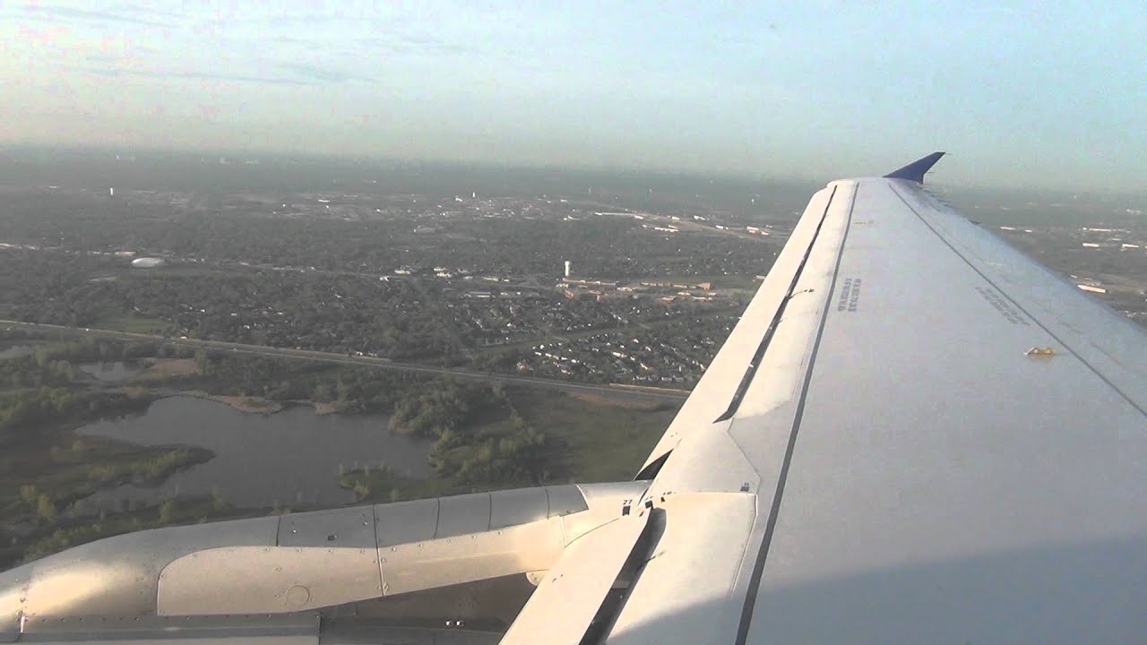Onboard | United Airlines Airbus A320-232 Landing Chicago O'hare ...