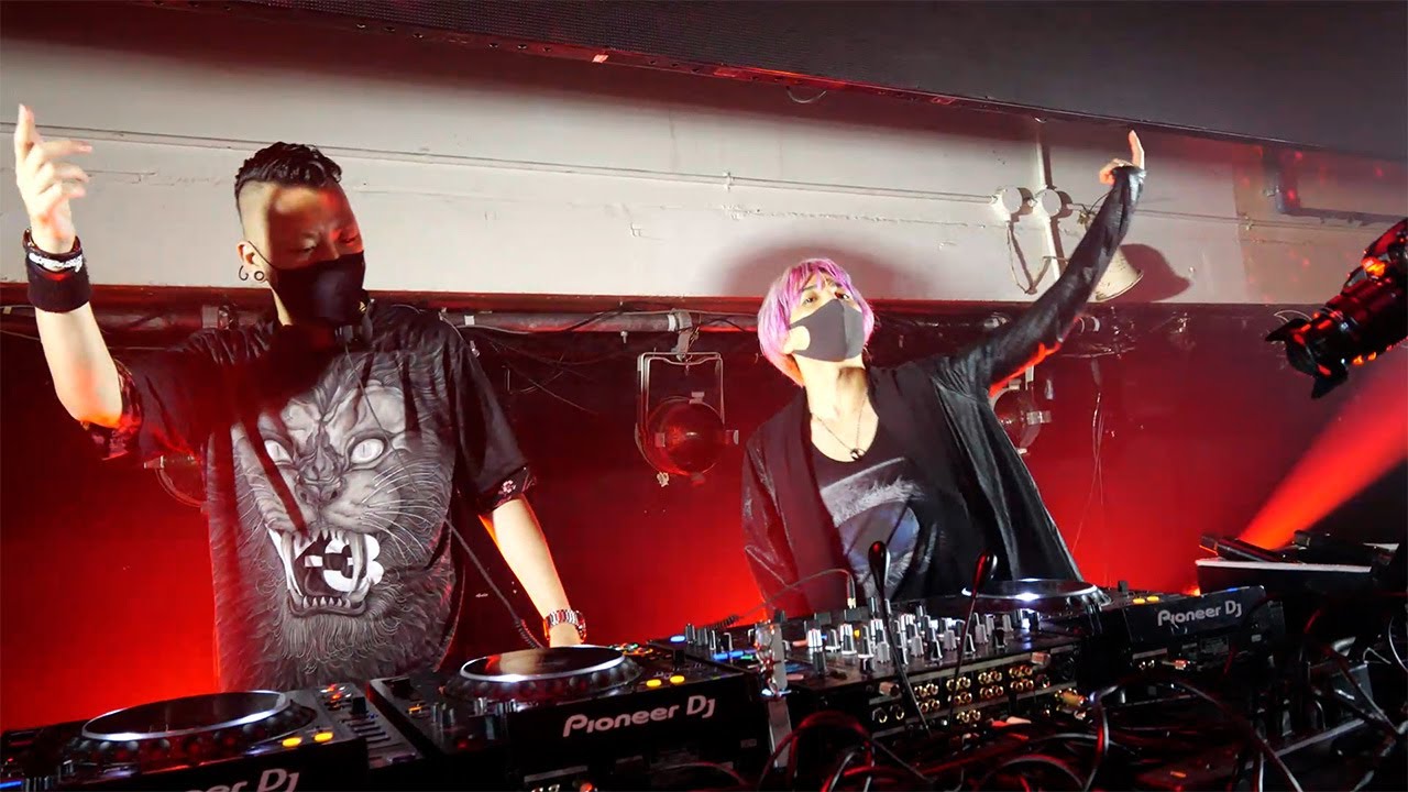 DJ Myosuke & Laur - Break Through Myself feat. Risa Yuzuki (Live on ...