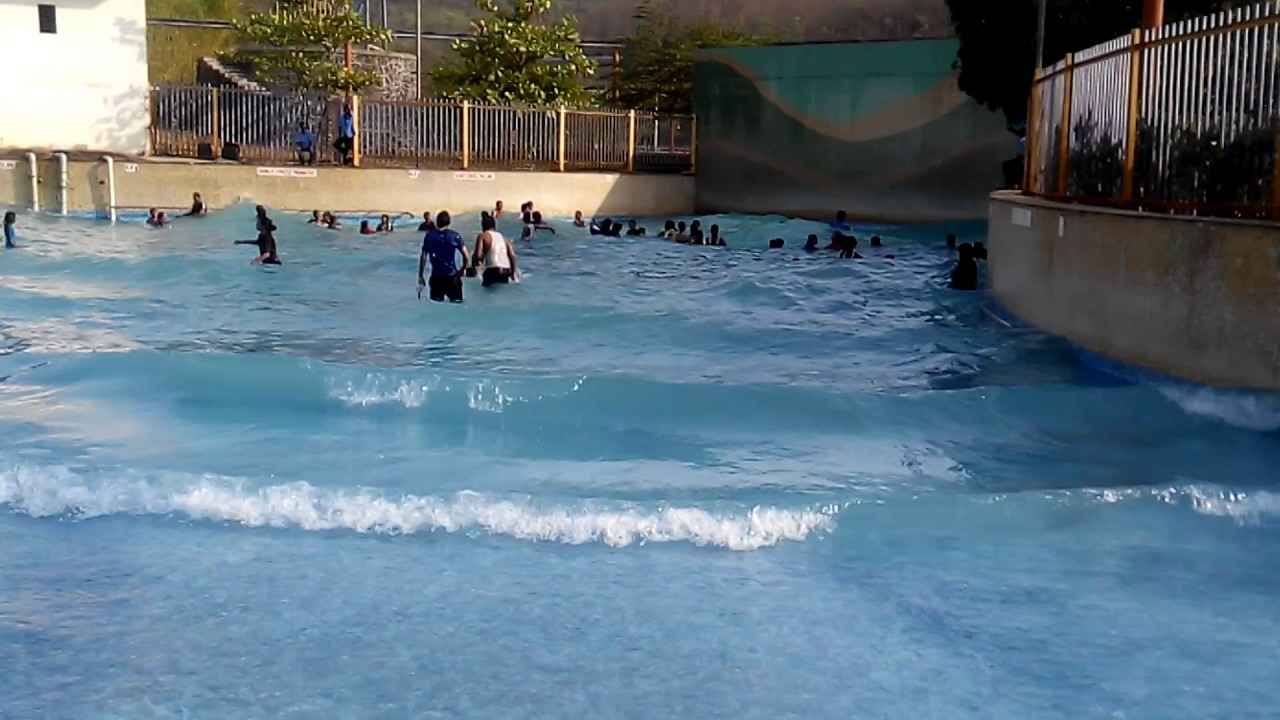 Shangrila Resort Wave Pool