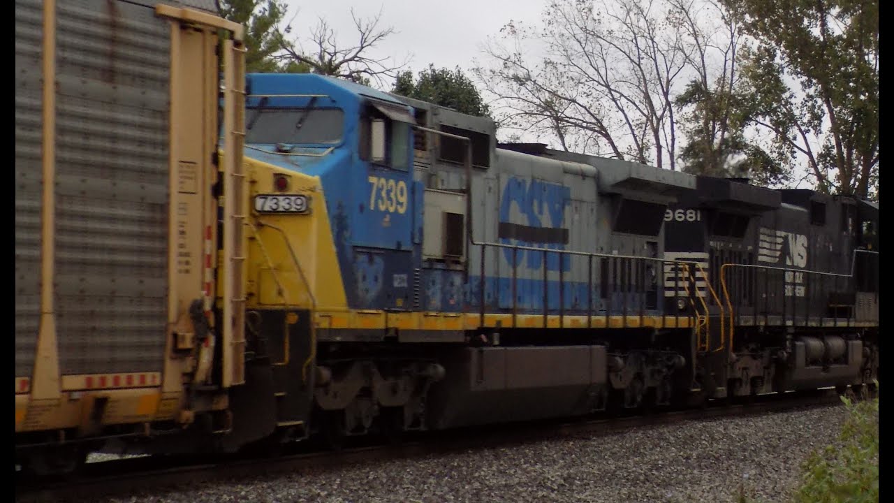 GECX 7339 trails on NS 289 plus one other train in Ossian - YouTube