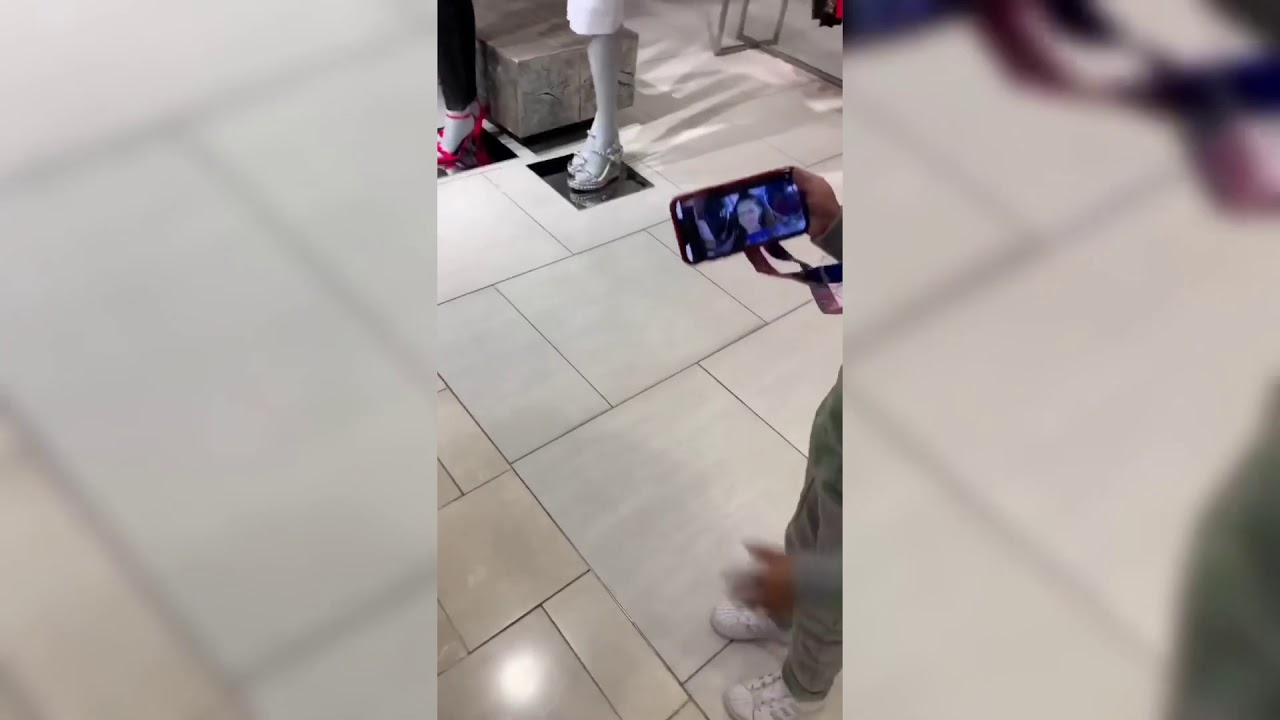 Royalty Brown Singing “Little Bit” By Mattybraps 😂 - YouTube