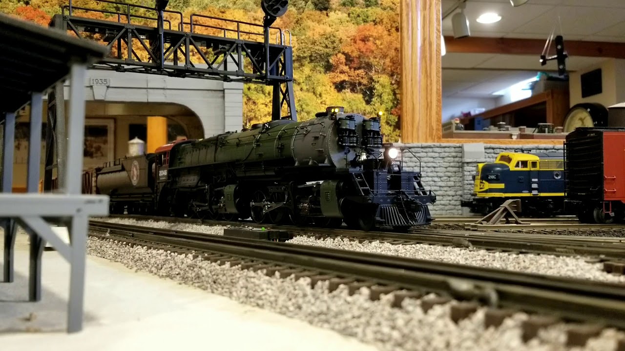 MTH Great Northern R-2 PS2 #2046 - YouTube