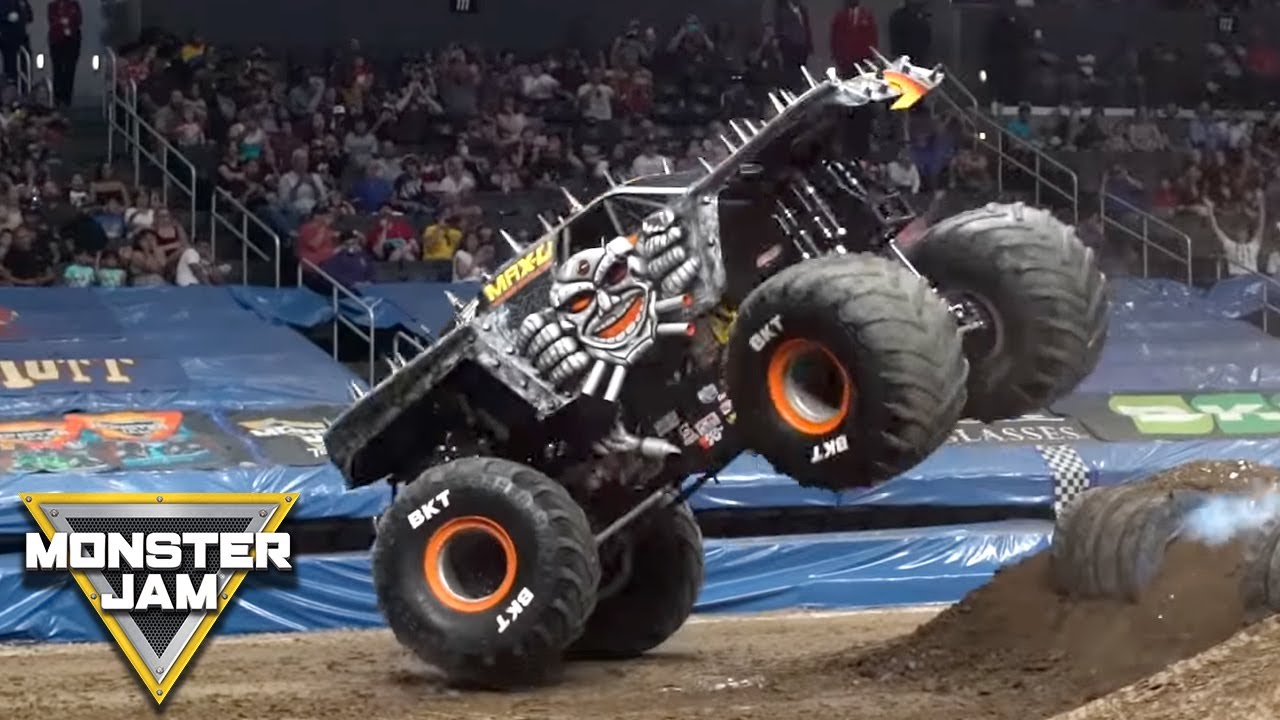 Los Angeles, CA Highlights | Monster Jam 2019 | Monster Jam - YouTube