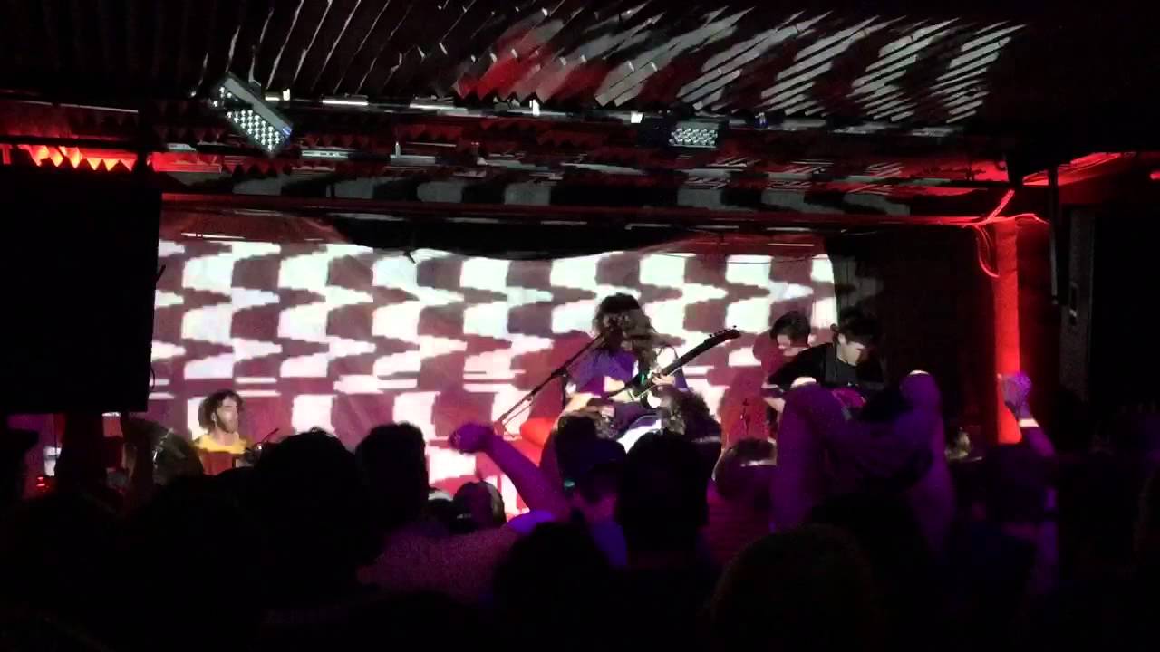 I'm In Tour Mind Fuzz - YouTube