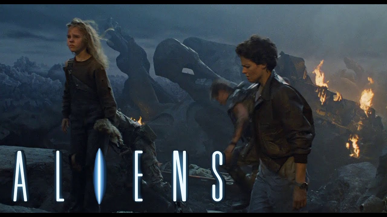 Destruction of evacuation ship - Aliens (1986) HD - YouTube
