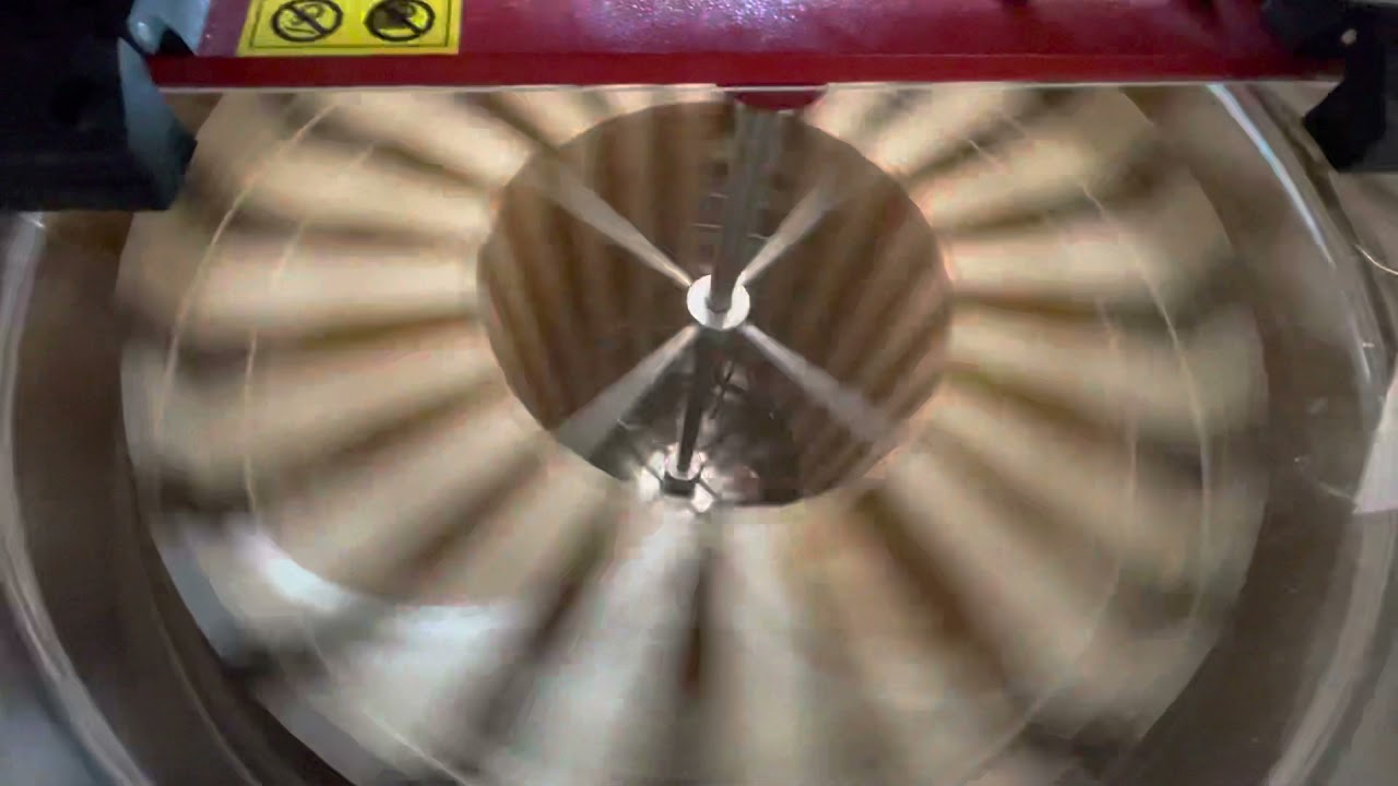 Lyson 20 Frame Honey Extractor - YouTube