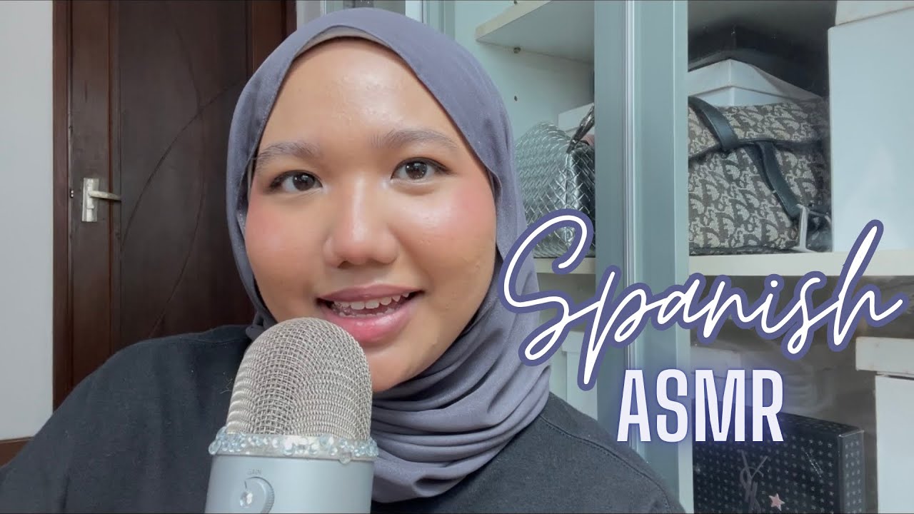 ASMR| IN SPANISH: READING - YouTube