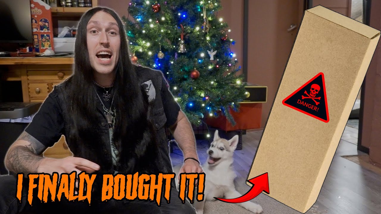 I Finally Bought It! New Guitar? Bass? A Painful Unboxing with Jaws ...