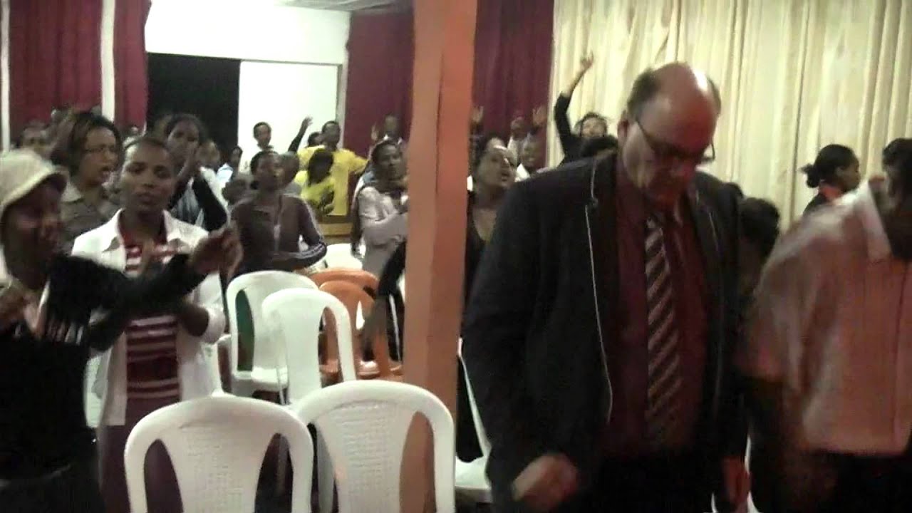 Dancing Pastor. - YouTube