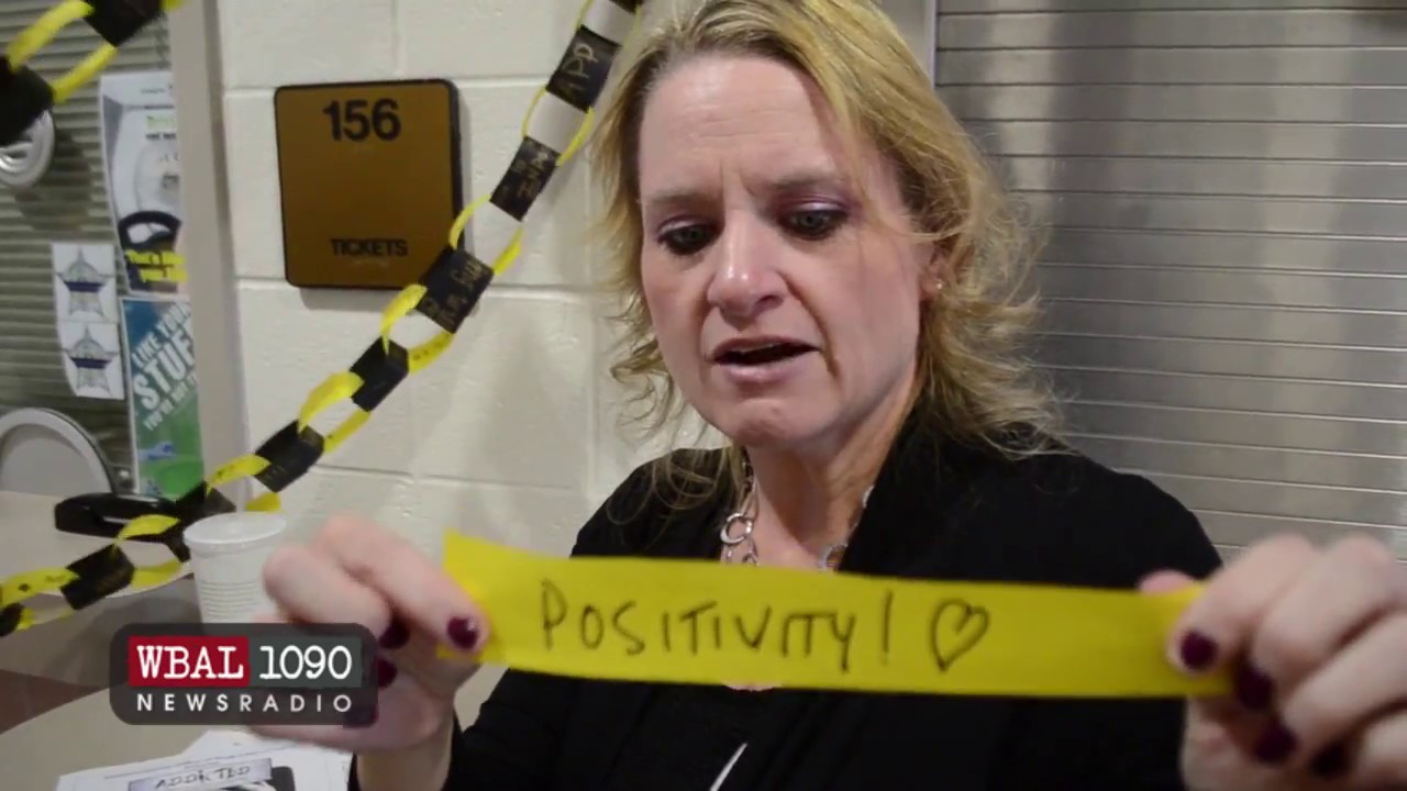 WBAL's Anne Kramer Adds To The 'Chain Of Hope' - YouTube