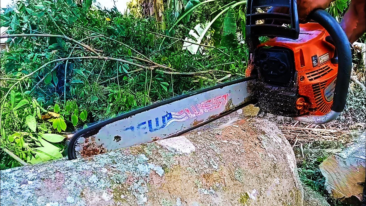 splitting large rubber logs.#new - YouTube