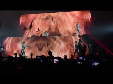 170912 BTS at The Chainsmokers Seoul Concert (Closer)