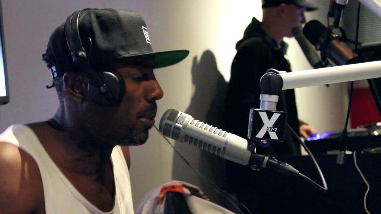 Lefty Hooks (Mask Off) - YouTube