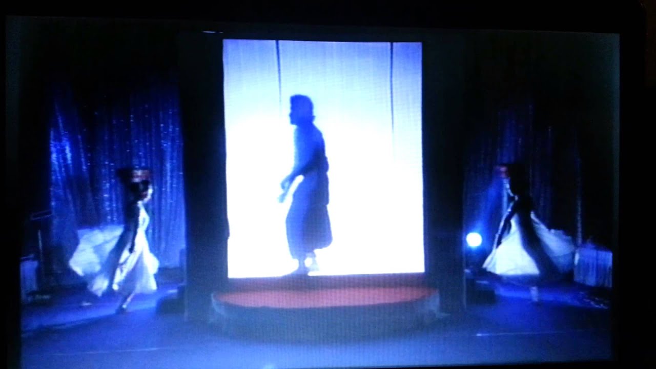 TWIN SISTERS MOUSAM & MALKA MEHTA..DANCE... - YouTube