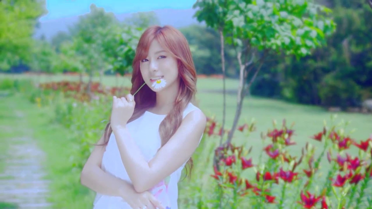 Apink 2nd Album Pink MEMORY Petal MV 60fps - YouTube