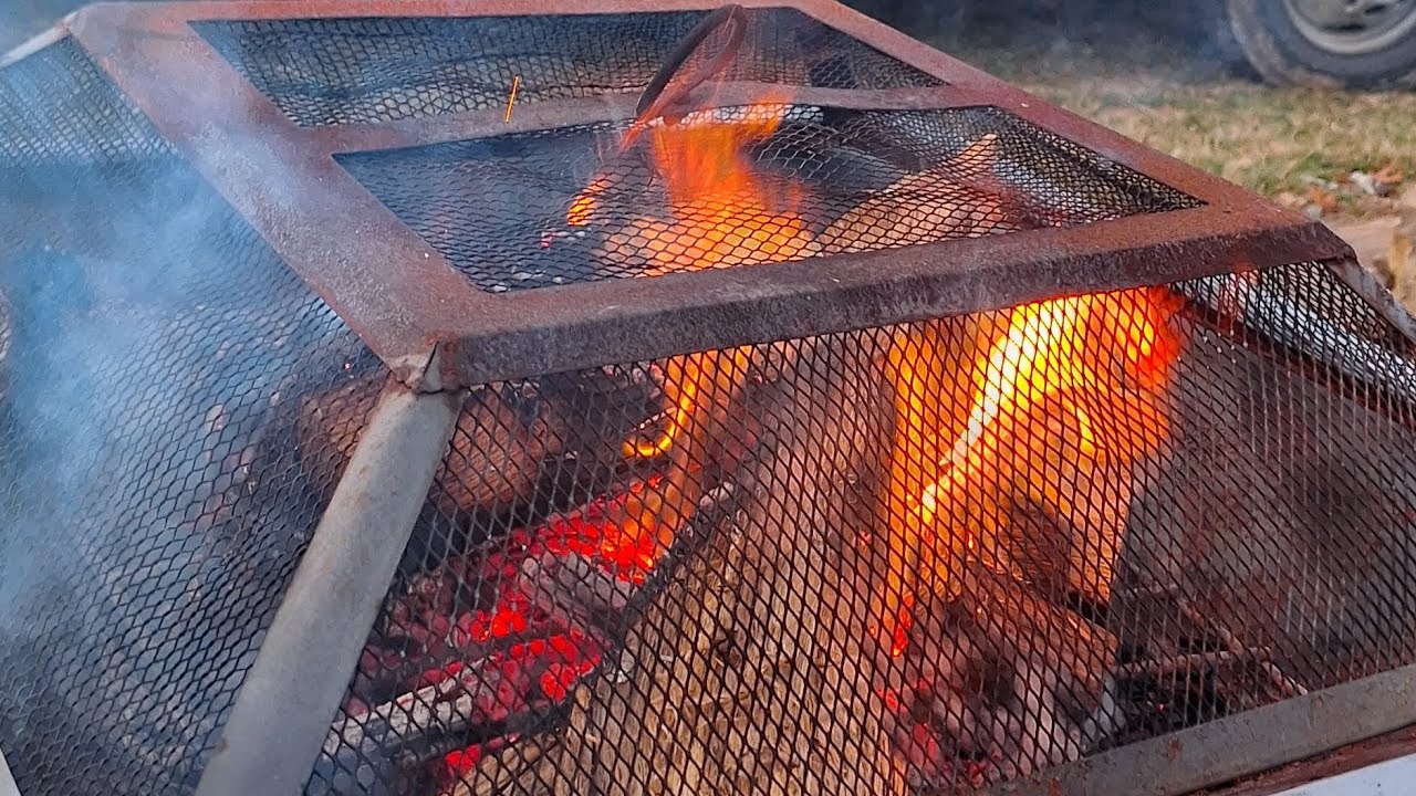 How to Start a fire in minutes - YouTube