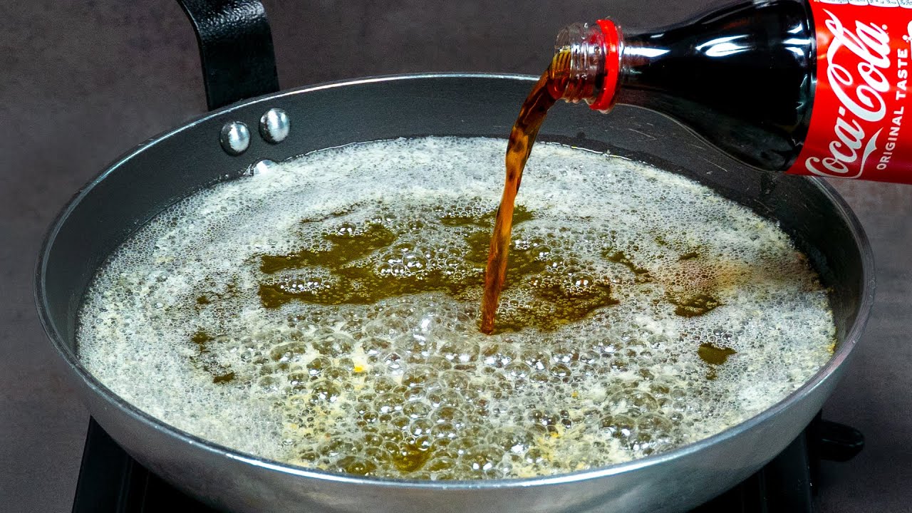 The famous dessert that drives the world crazy! Just add Coke - YouTube