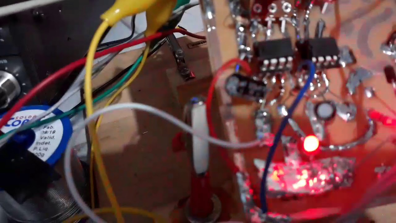 ELECTRONIC KEYER CW - 2 x lm555 home made test circuit - YouTube