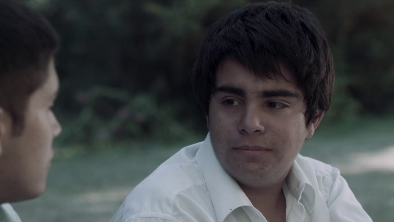 MALA JUNTA - TRAILER OFICIAL ESTRENO 11 DE MAYO 2017 - YouTube