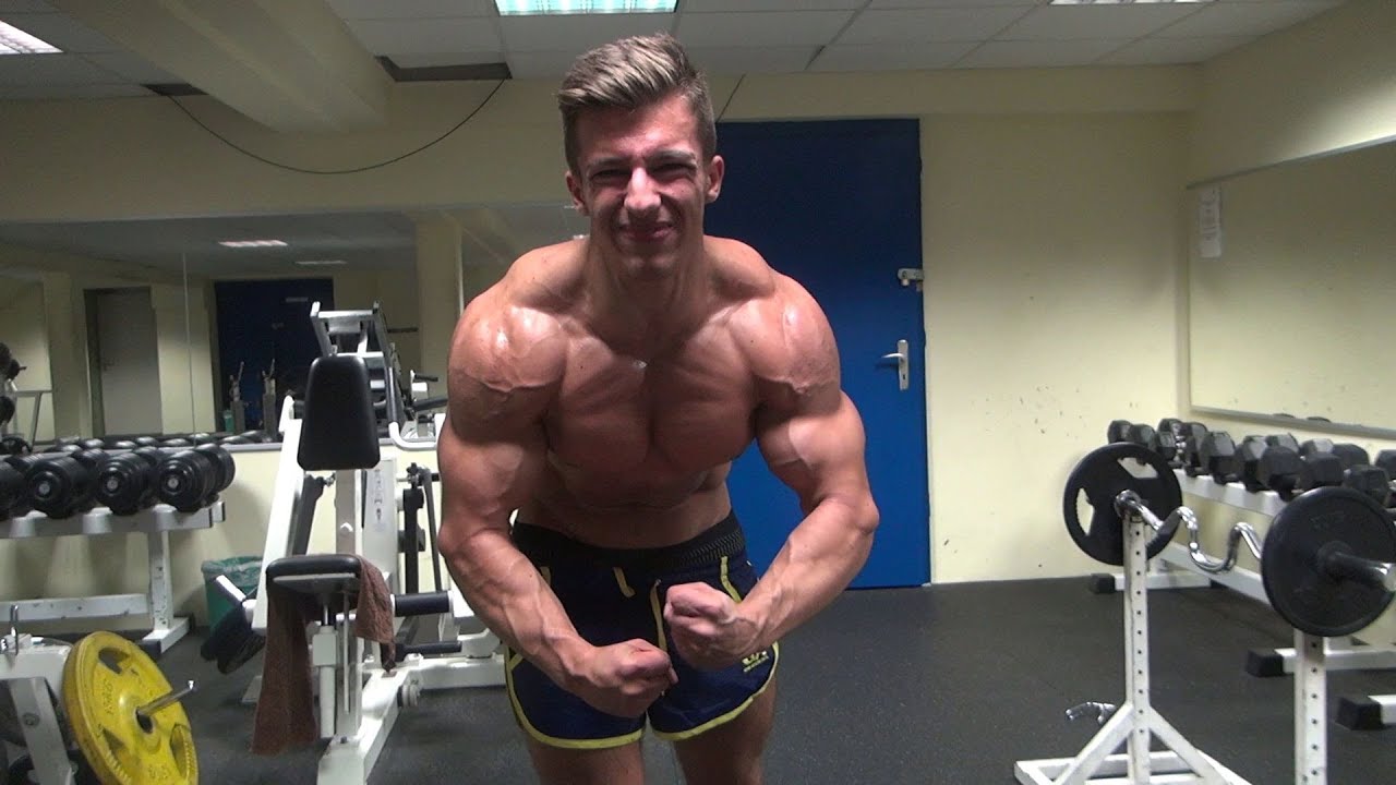 Training für mehr Muskeldefinition - Definitions-Training vs ...