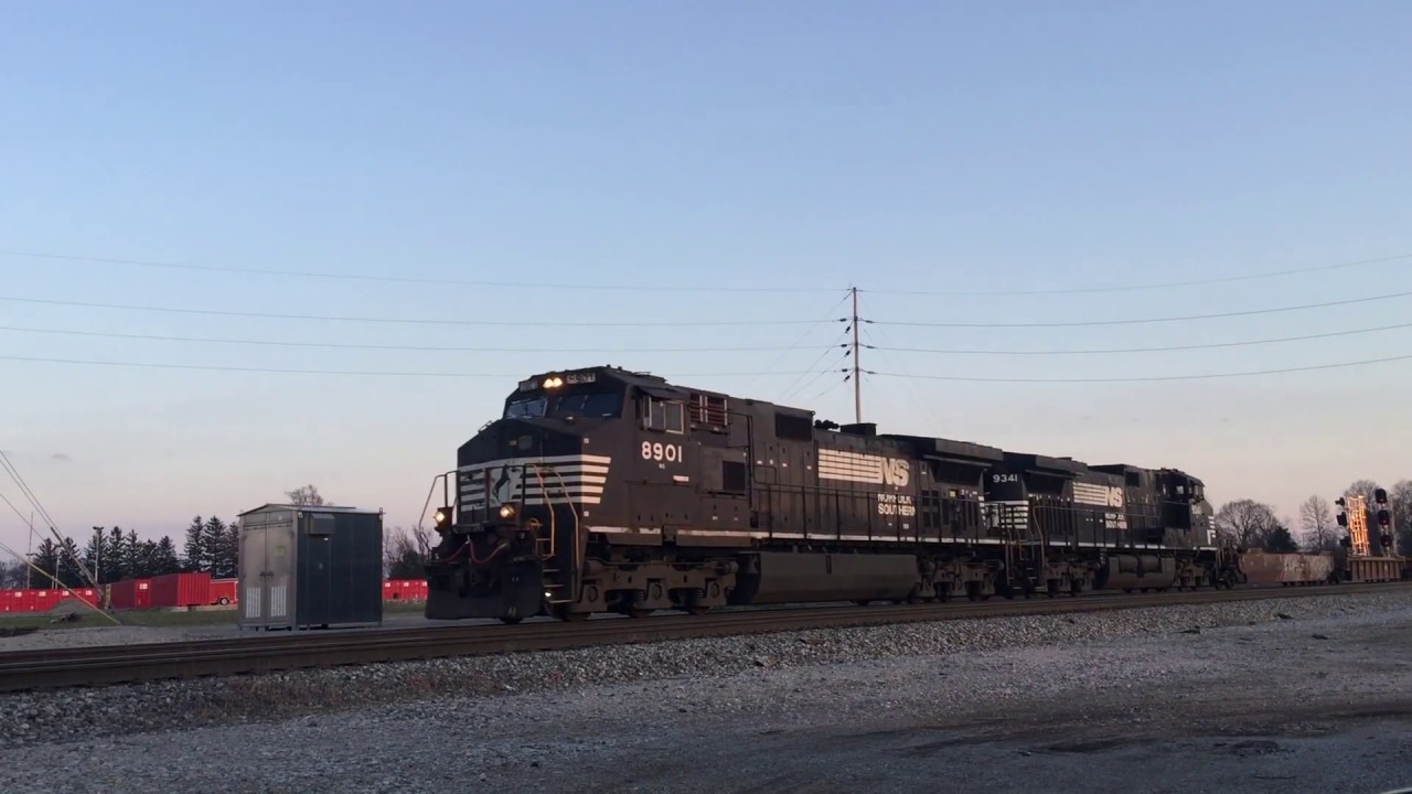 NS 8901 North Bellevue, OH 4/25/18 - YouTube