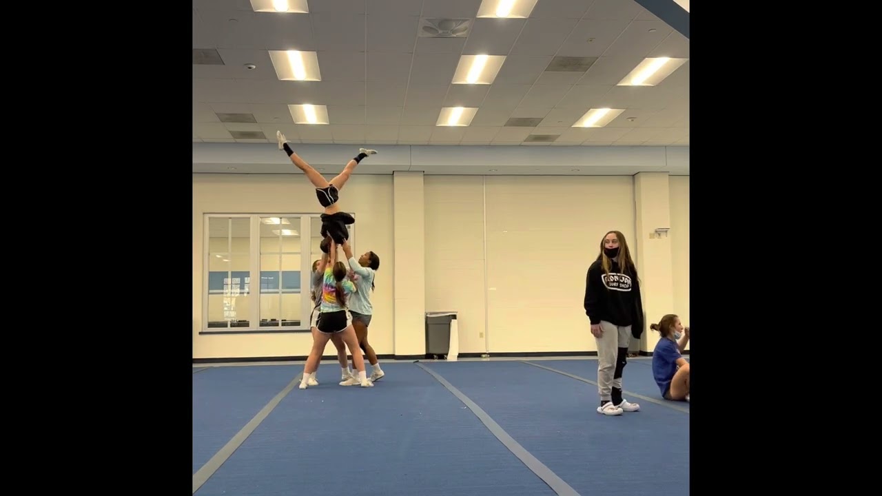 cheer stunts! - YouTube