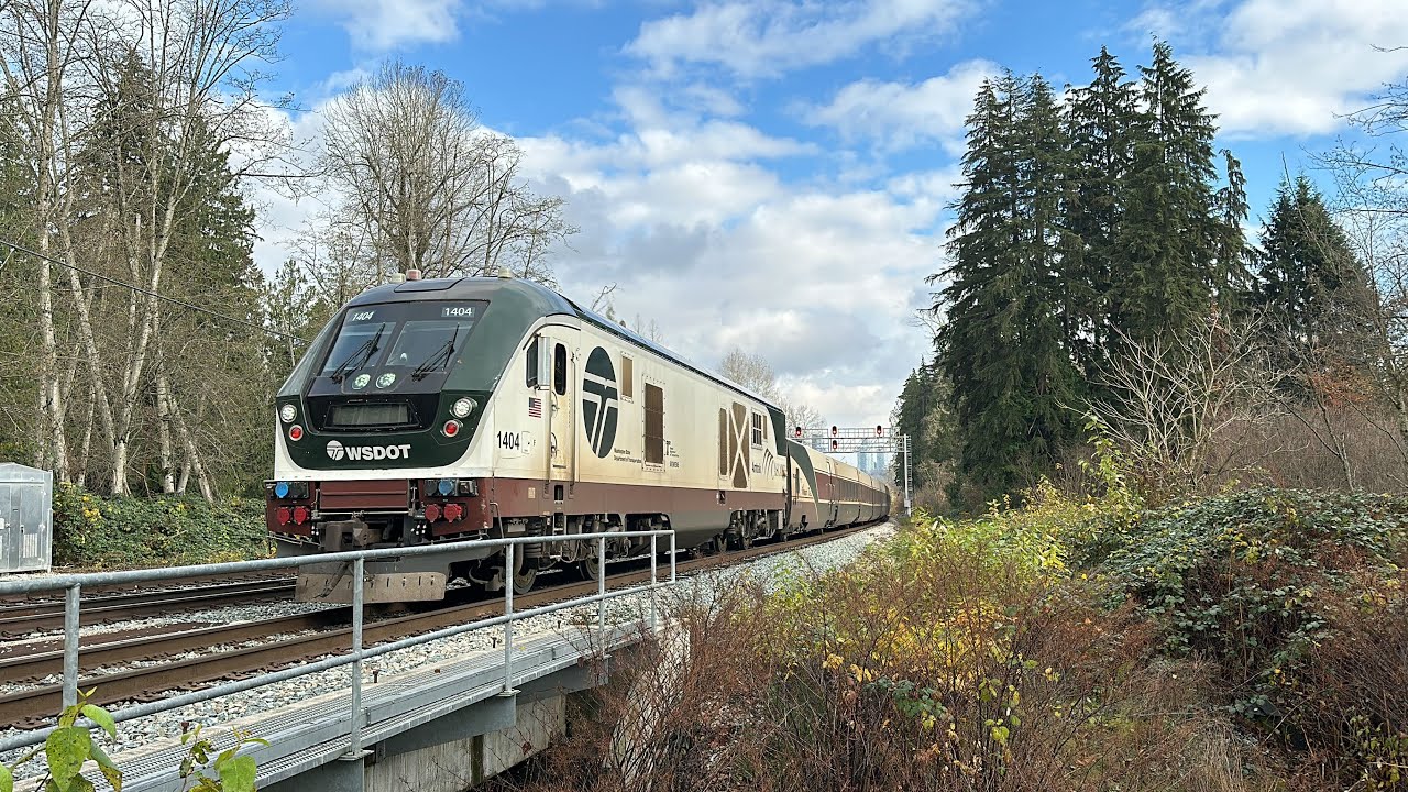 High Noon! Amtrak 516 (Passenger Train) @ Burnaby BC Canada 15NOV24 SC ...