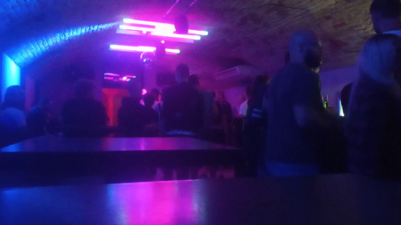 Meanwhile DnB Underground Party - YouTube