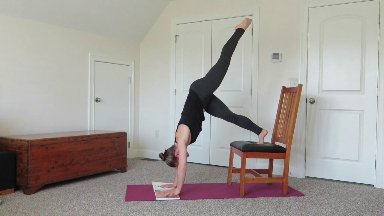 Piked handstand one foot elevated, step up/down - YouTube