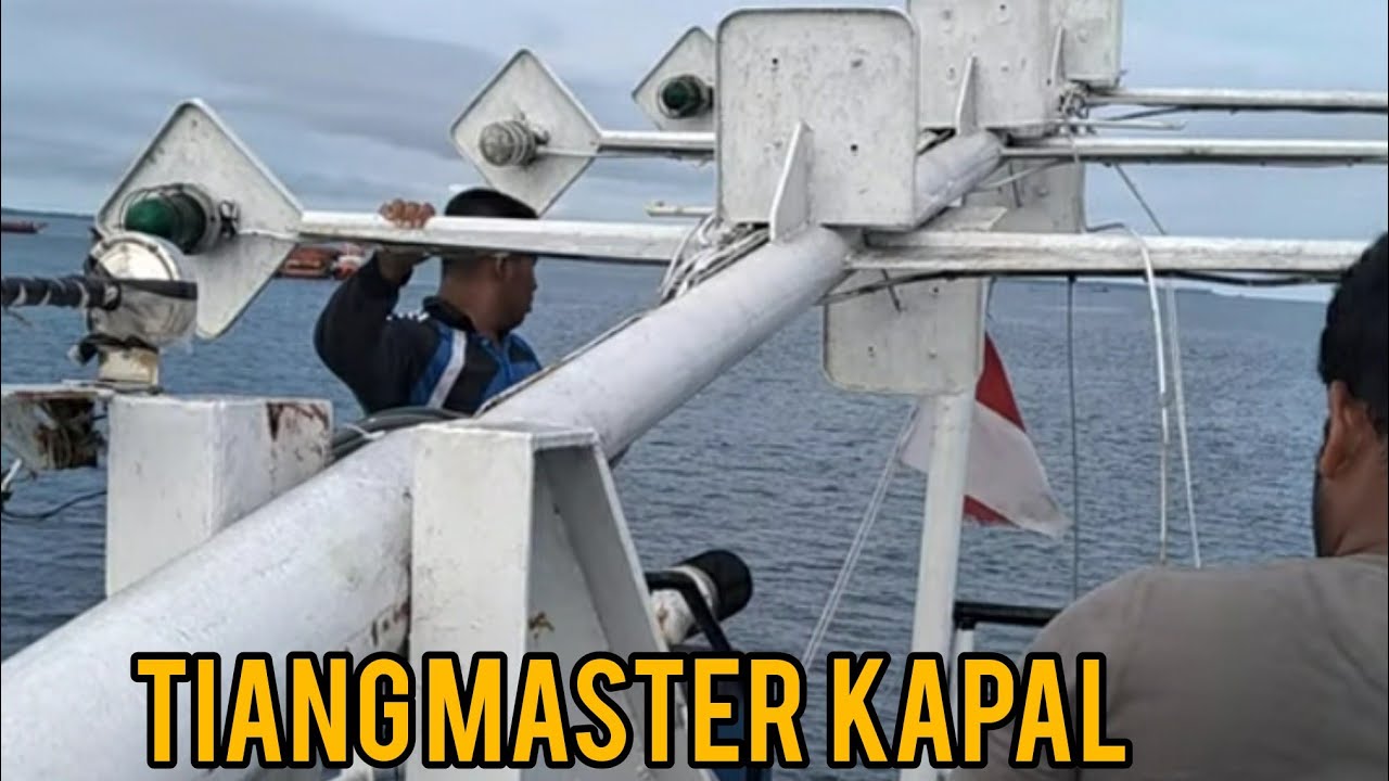 Proses Menaikkan Tiang Master - YouTube