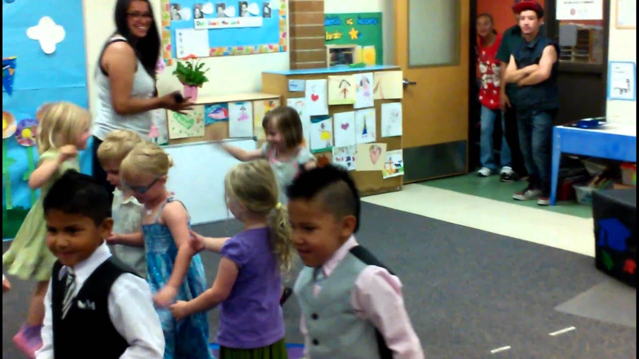 Phoenix head start Graduation - YouTube