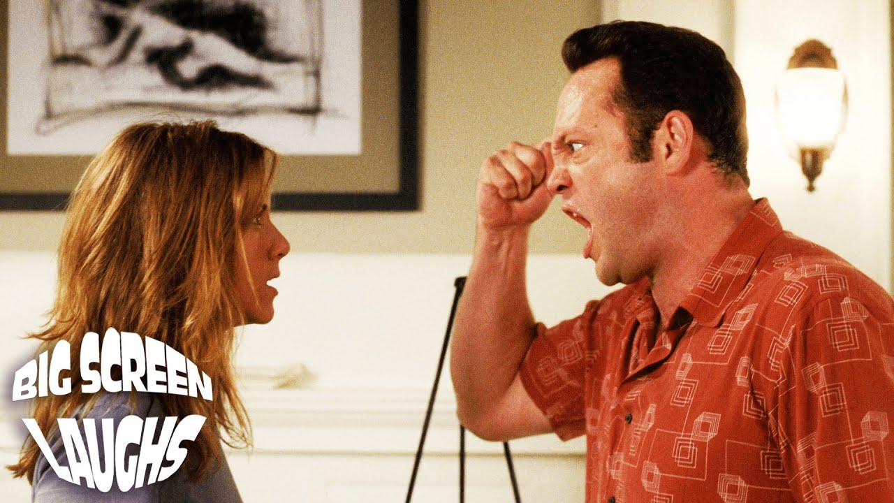 Game Night Fight | The Break Up (2006) | Big Screen Laughs - YouTube