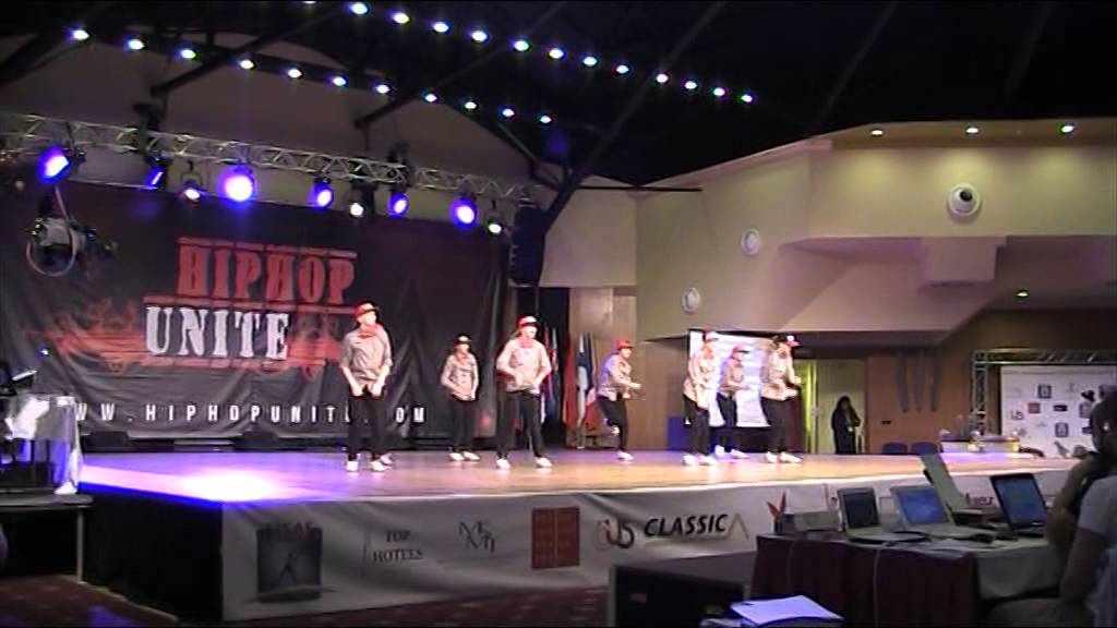 2-STEP DANCE COMPANY WK hip hop Praag 2014 finale BA minicrew - YouTube