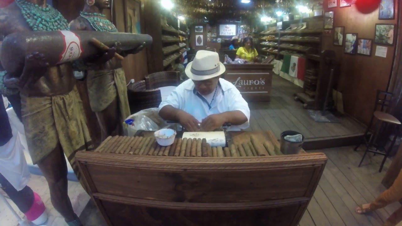 Hand Rolled Cigars In Belize - YouTube