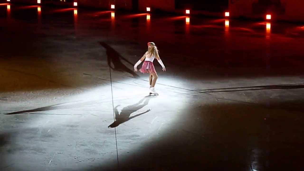 lucy hancock pros on ice - YouTube
