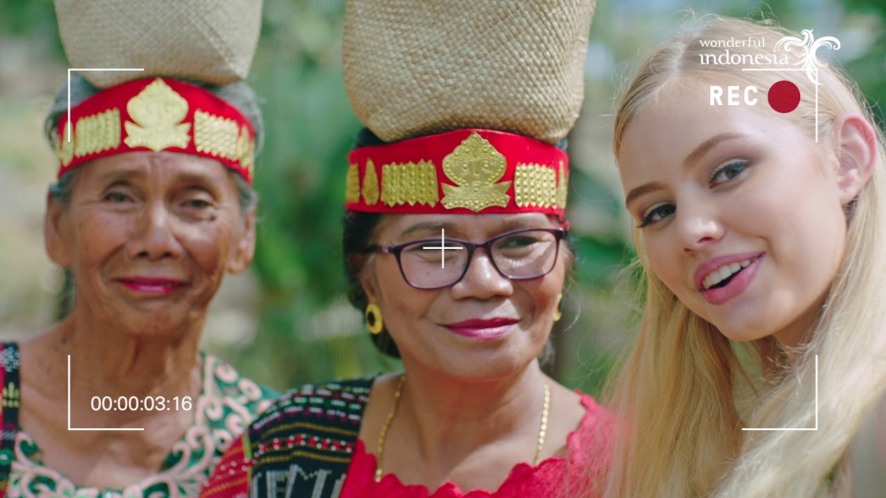 Experience Lake Toba: A Glimpse of Its Mesmerizing Beauty and Culture ...